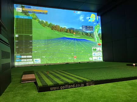 Set up [Joygolf Smart +] golf course [GOLF KING] in Tokyo.
